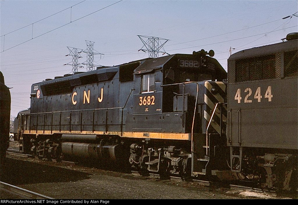 CNJ GP40P 3682